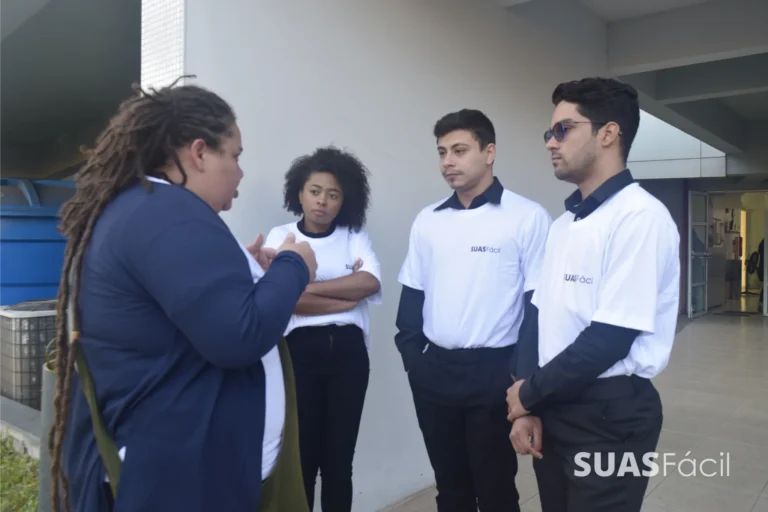 O melhor do SUAS começa aqui - SUAS Fácil